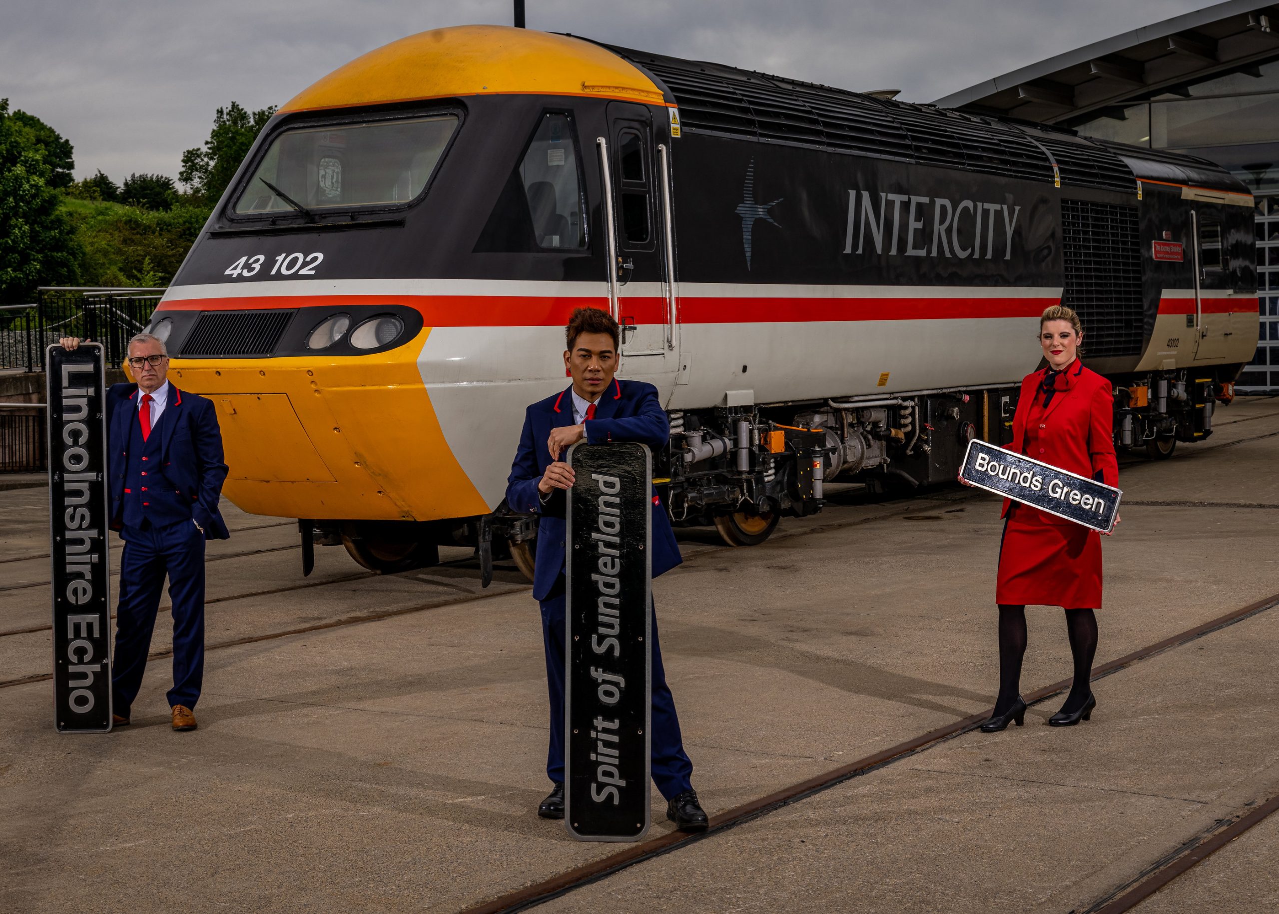 Historic LNER nameplates raise thousands for charities | YorkMix | YorkMix