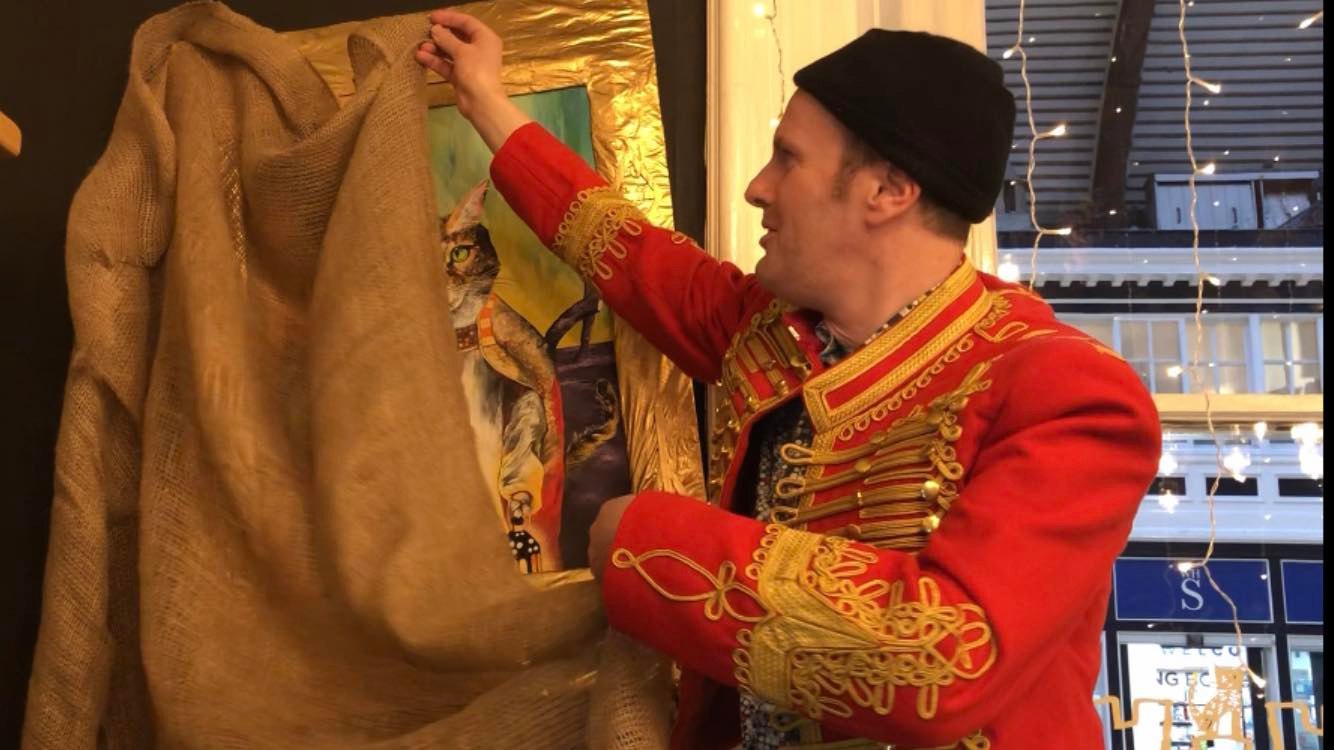Watch: Portrait of Gerald the Minster cat is unveiled at York station ...