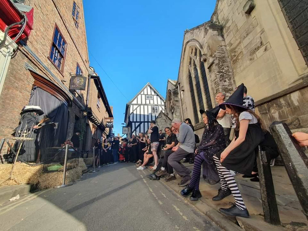 15 extraordinary pictures as York hosts its first witches coven ...