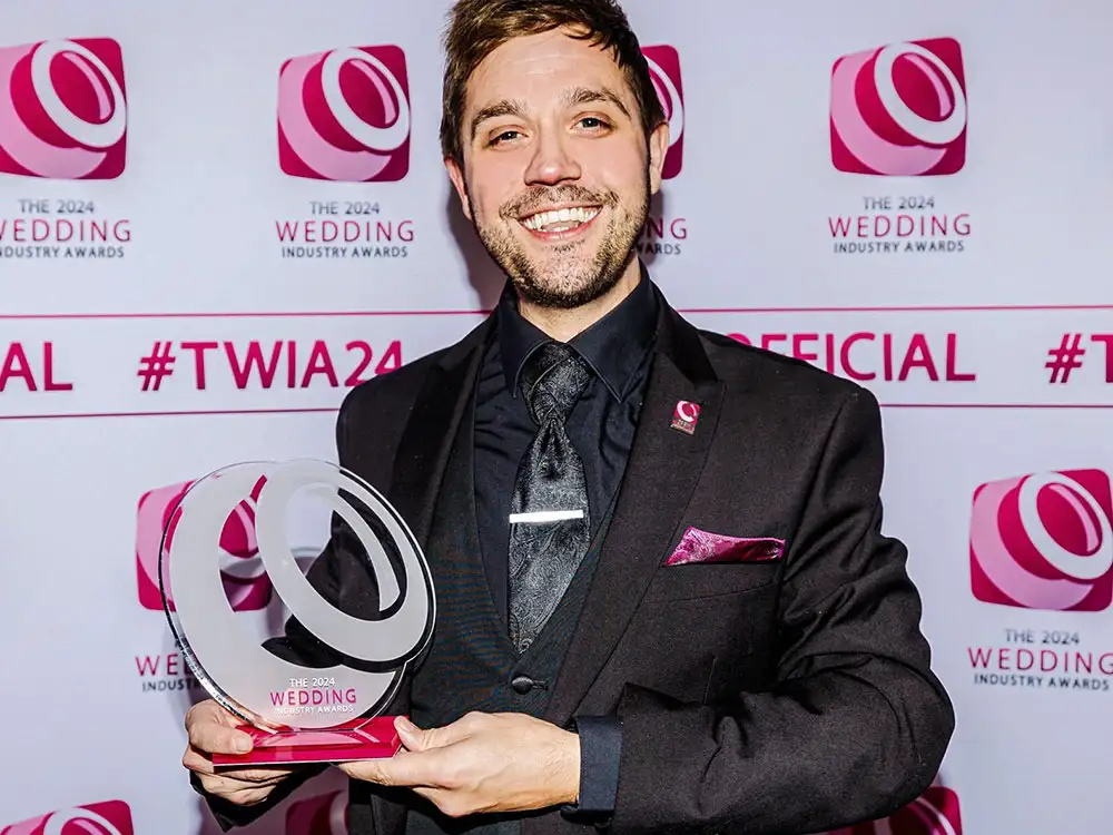 Spellbinding North Yorkshire entertainer named Wedding Magician Of The ...