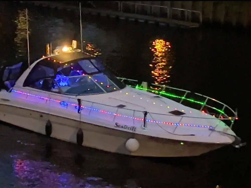 Watch: Flotilla of illuminated boats light up York river | YorkMix ...