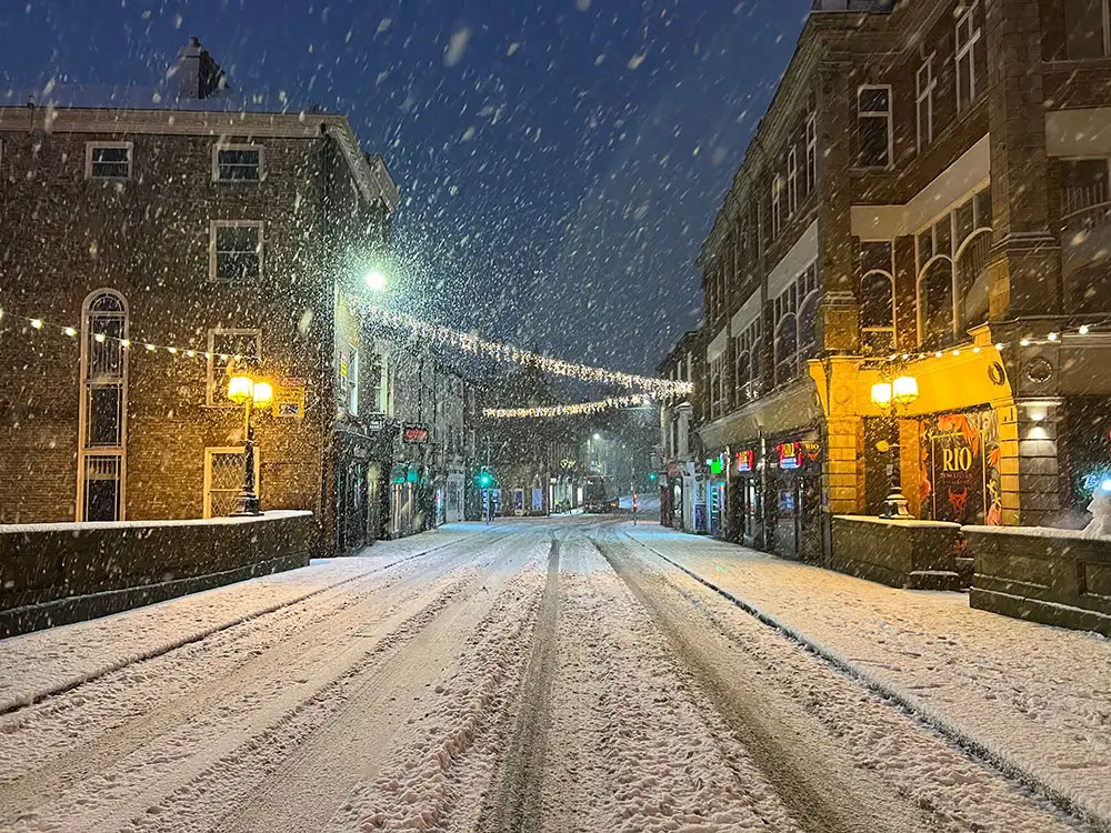 Pictures: Snow hits York as council issues warning to residents ...