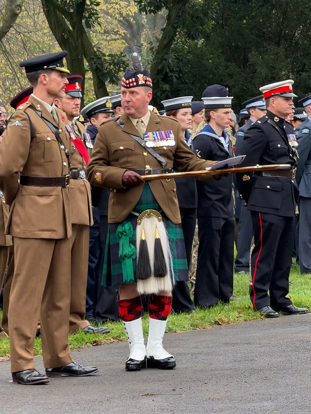 Video and pictures: York pays tribute to the fallen on Remembrance ...