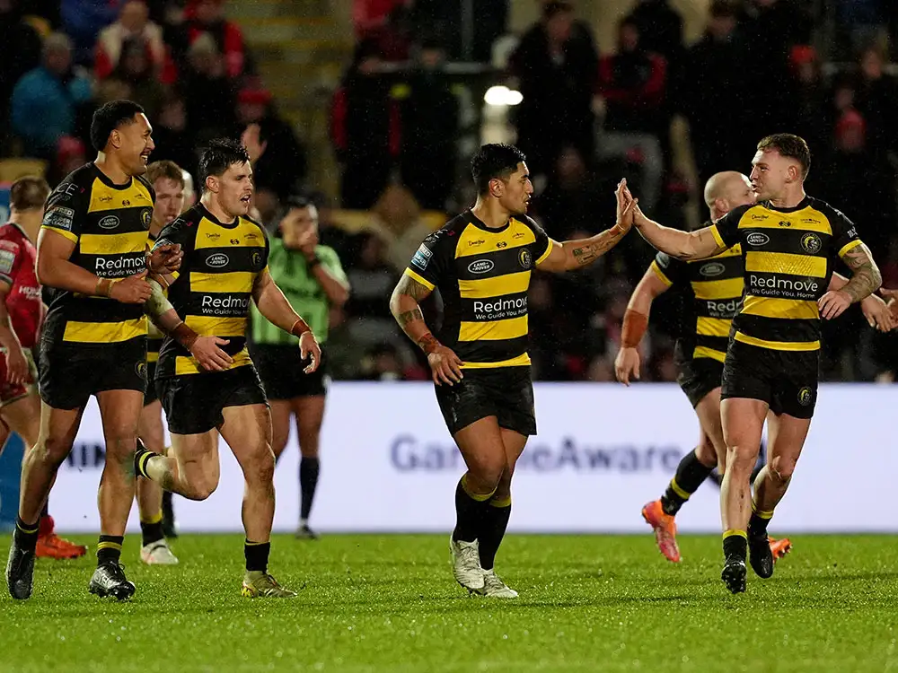 Pride of York! Knights stun champions in dream Super League start ...